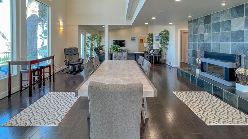 The Triton Vacation Rental - Bandon, Oregon Coast